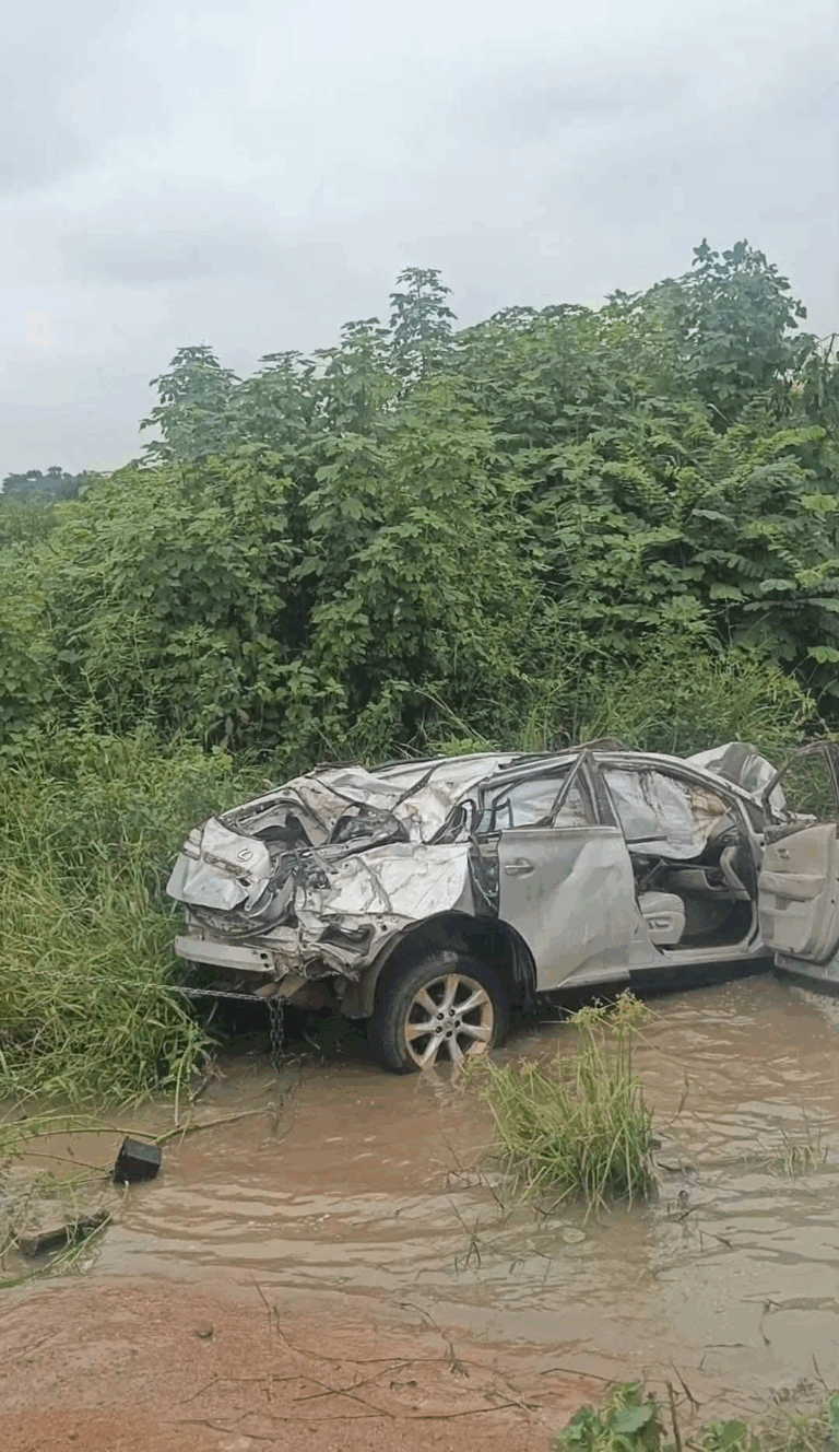 Sad!! Scenes From The Ghastly Accident That Claimed The Life Of Skit ...